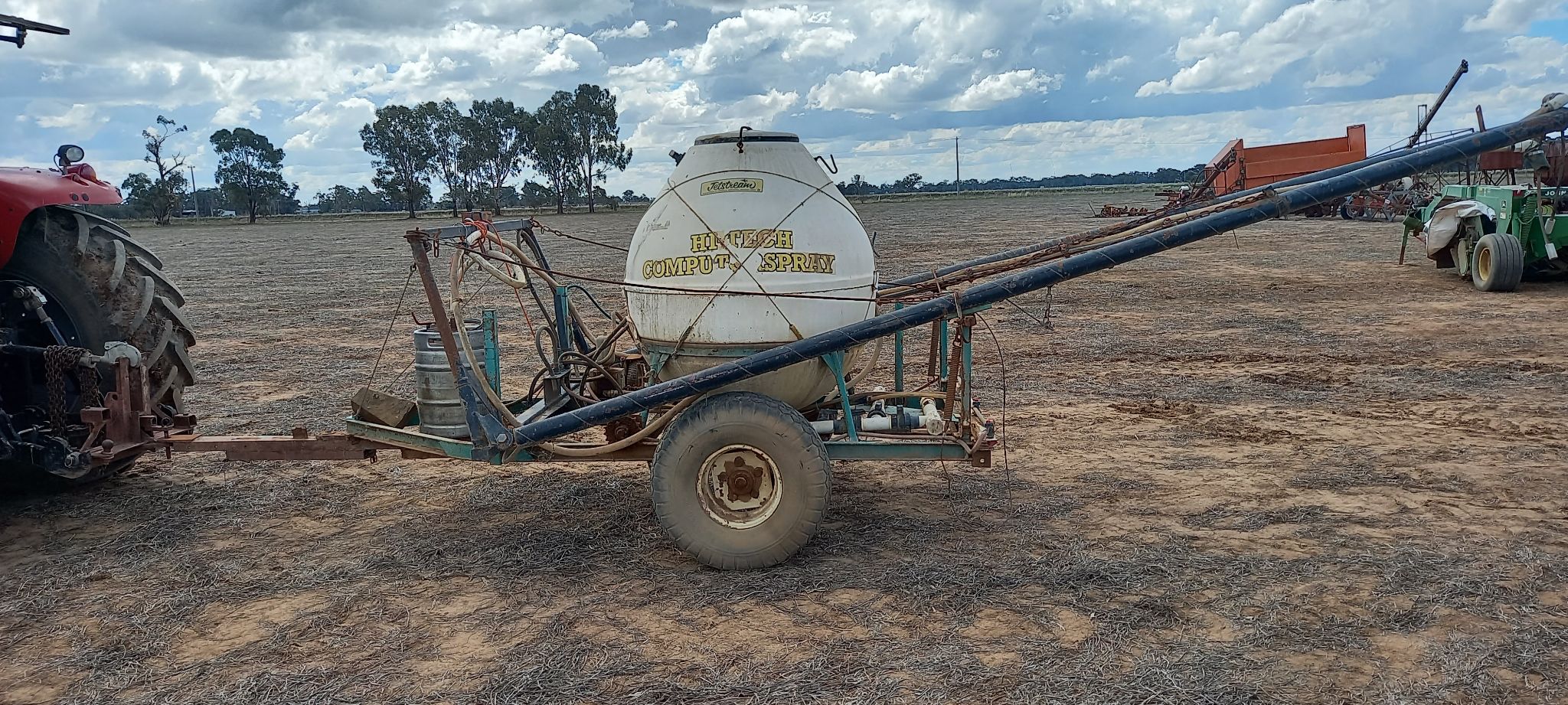 Lot 47 - Jetstream Boom Spray | AuctionsPlus