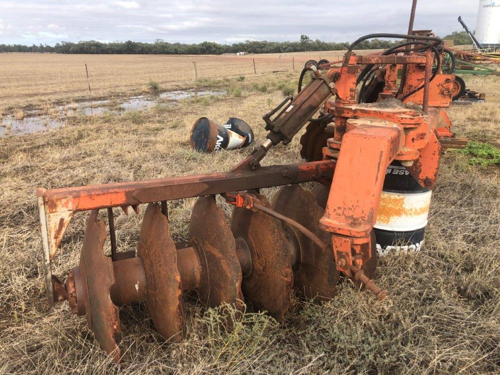 Lot 34 - Ennor 12 Plate Disc Banker | AuctionsPlus