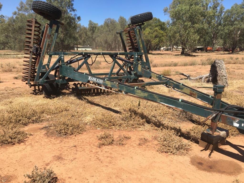 30 - K-Line K350 Coil Packer + 8m harrows to suit | AuctionsPlus