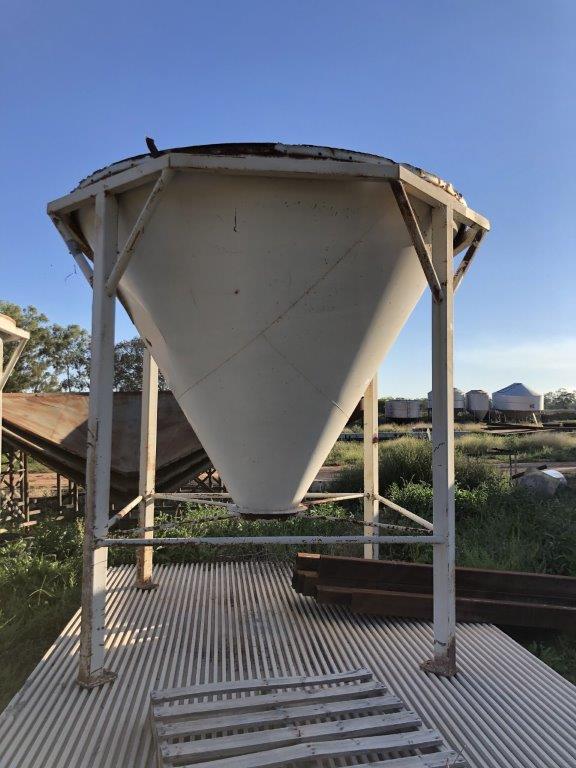 LOT 43 - Steep cone silo base | AuctionsPlus