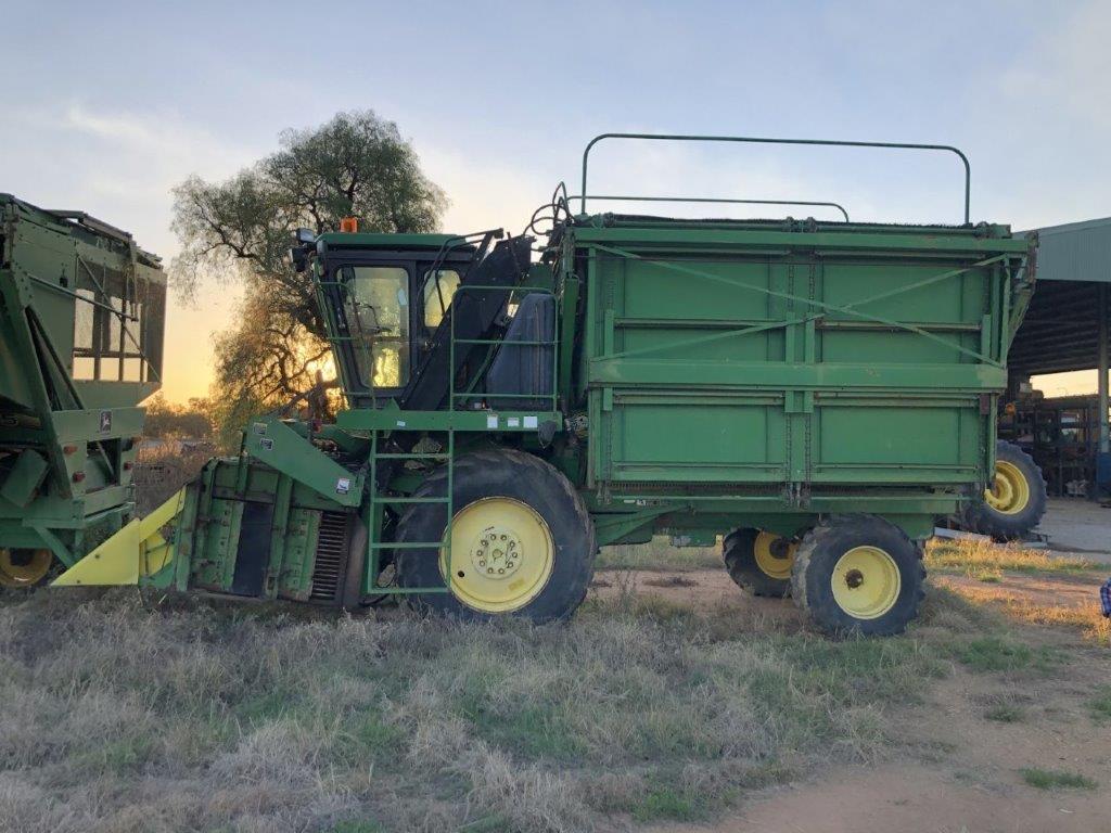 LOT 57 - John Deere 9970 cotton picker | AuctionsPlus
