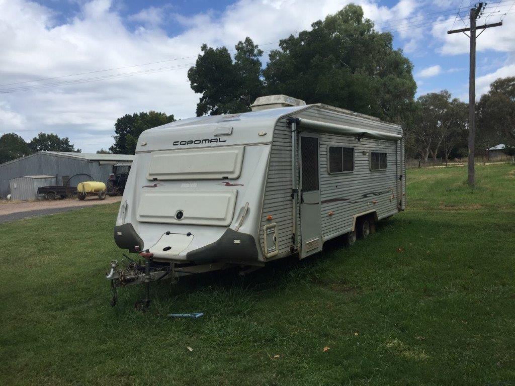 Lot 5 - Coromal Caravan - 24 Ft | AuctionsPlus