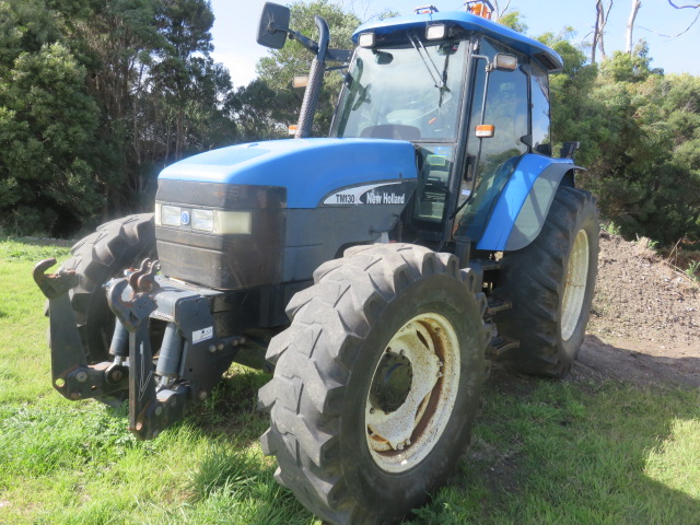 Lot 7 - 2004 New Holland TM130 tractor | AuctionsPlus