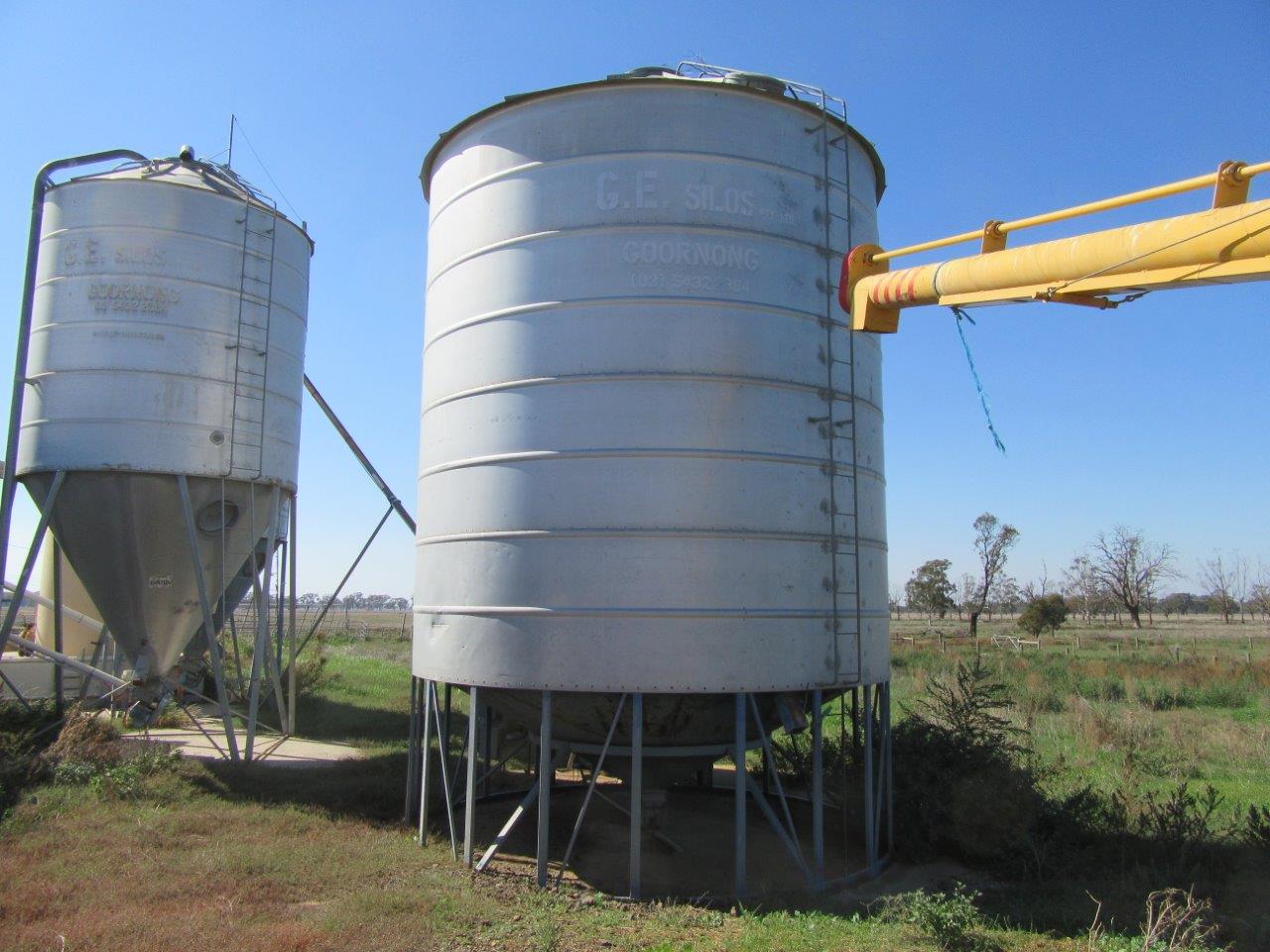 Lot 6 - 50T GE silo | AuctionsPlus