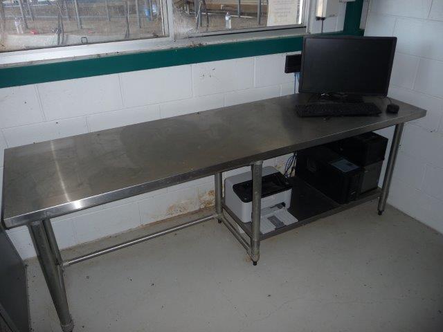 Lot 58 - Brayco stainless steel bench | AuctionsPlus