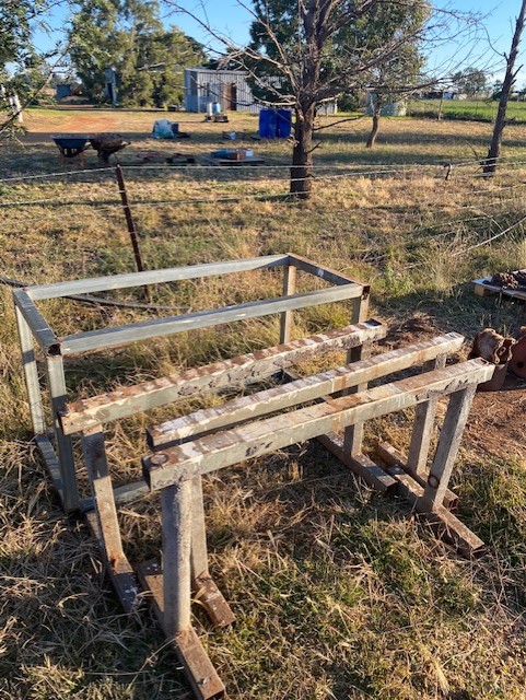 Lot 202 - FRAME & HORSES | AuctionsPlus