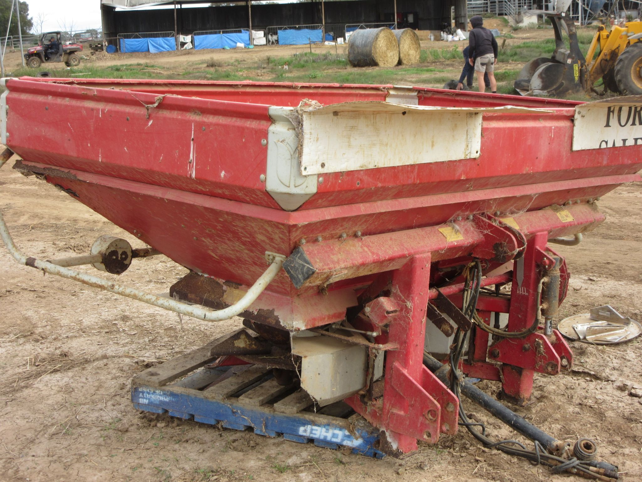 Lot 60 - Lely SX6000 Fertiliser Spreader | AuctionsPlus