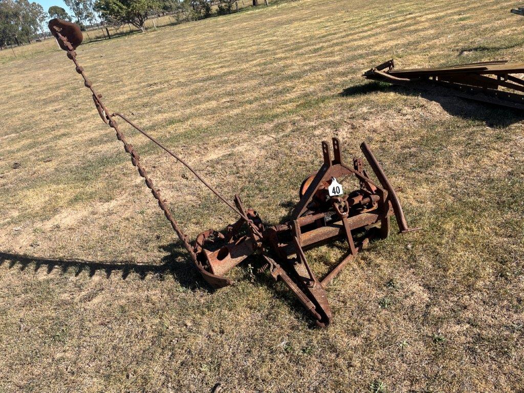 Lot 40 - Antique Finger Mower | AuctionsPlus