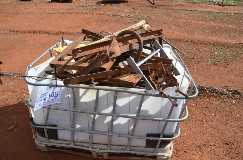 Lot 105 - Assorted scrap | AuctionsPlus