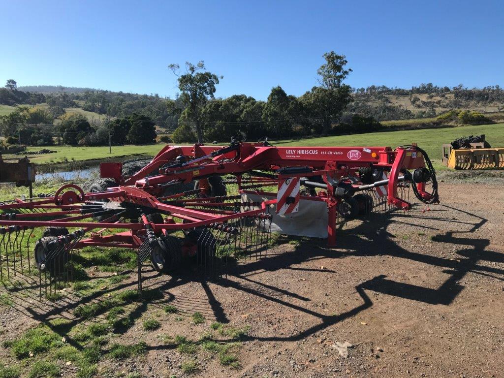 Lot 62 - 2017 Lely Hibiscus 916 Rake | AuctionsPlus