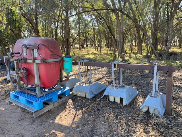 LOT 60 - Shielded Sprayer | AuctionsPlus