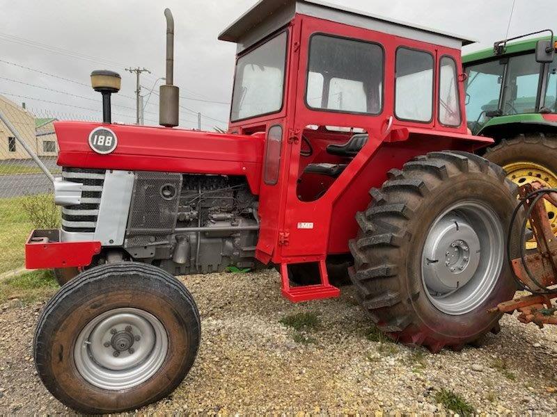 Lot 24 - Massey Ferguson 188 Tractor | AuctionsPlus