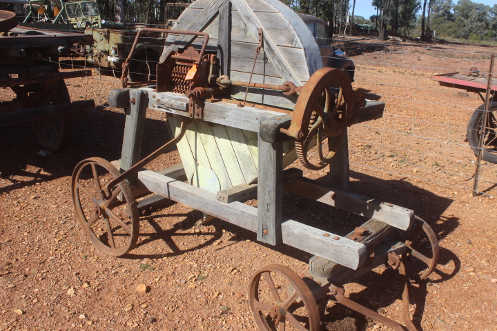 LOT 428 - Antique Chaff Cutter on Cast Wheels | AuctionsPlus