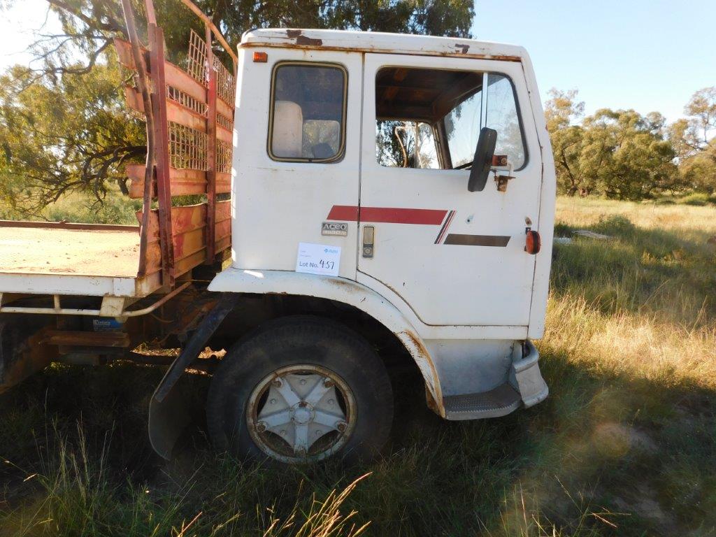 Lot 457 - International Acco 1830A 6mtr tray | AuctionsPlus