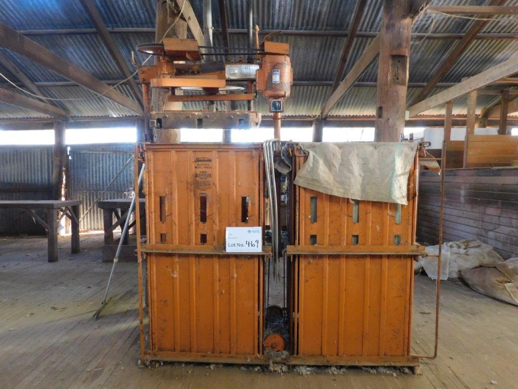 Lot 469 - Sunbeam Electric Twin Box wool press | AuctionsPlus