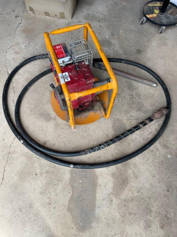 Lot 144 - walker concrete vibrator | AuctionsPlus