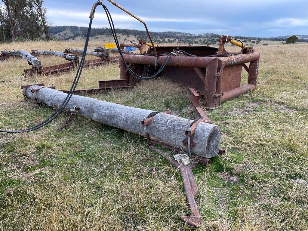 Lot 148 - Homemade rockpicker | AuctionsPlus