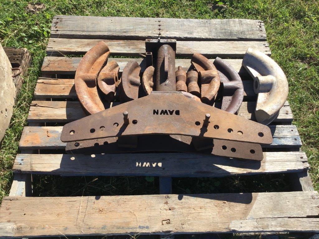 Lot 86 - Dawn Pipe Bender | AuctionsPlus