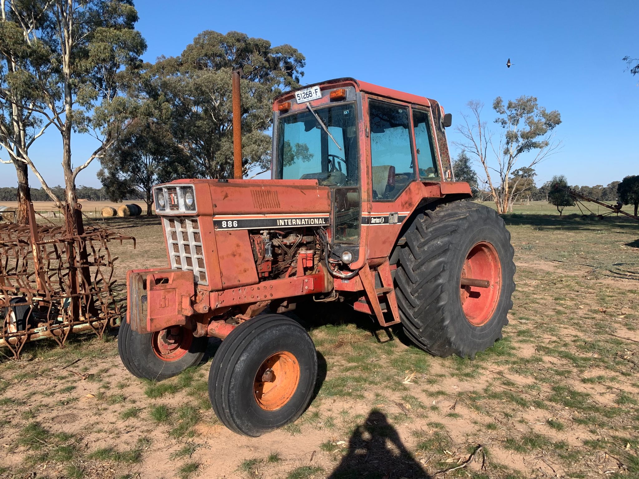Lot 7 - INTERNATIONAL TRACTOR | AuctionsPlus