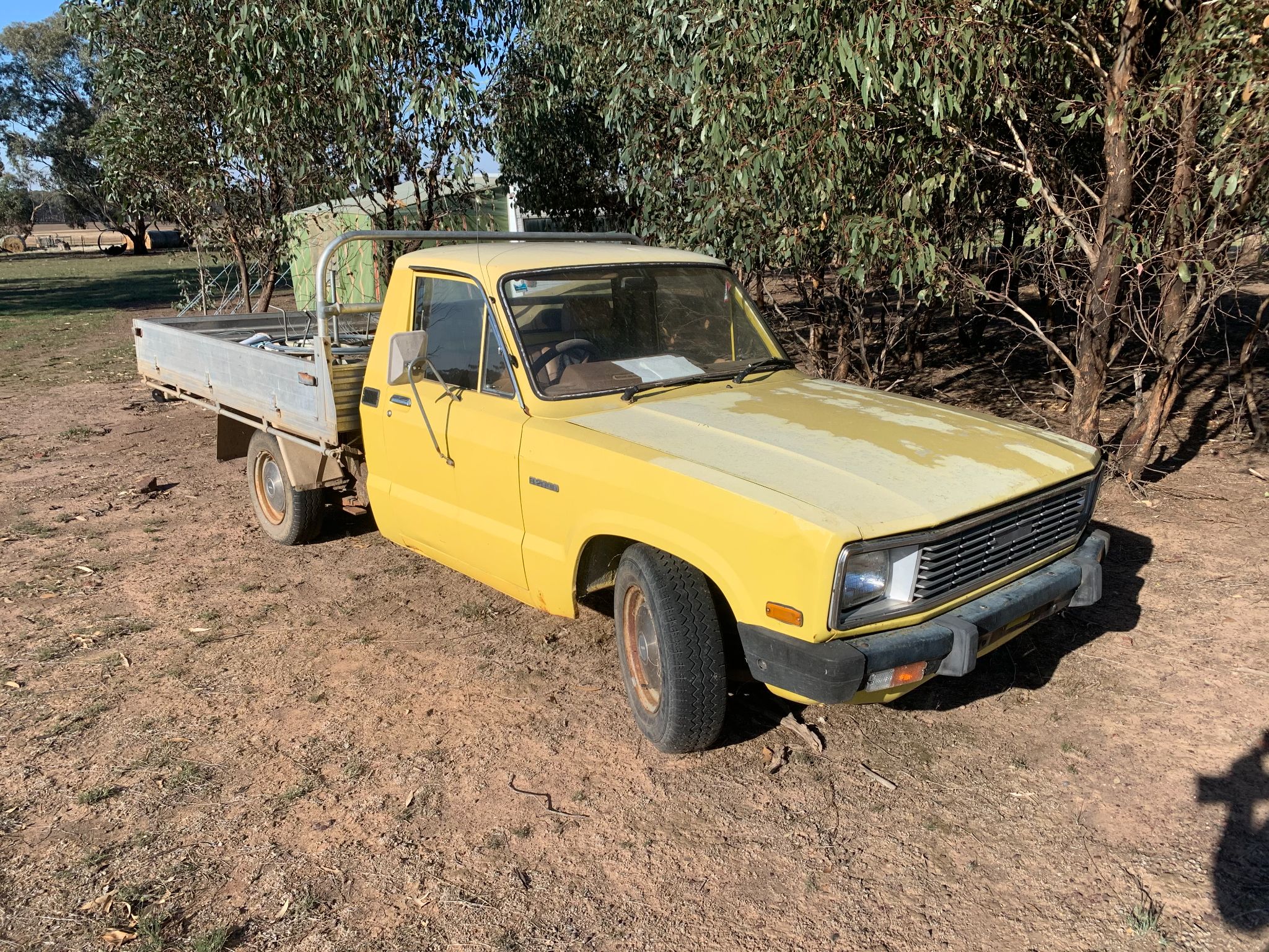 Lot 37 - MAZDA B2000 UTE | AuctionsPlus