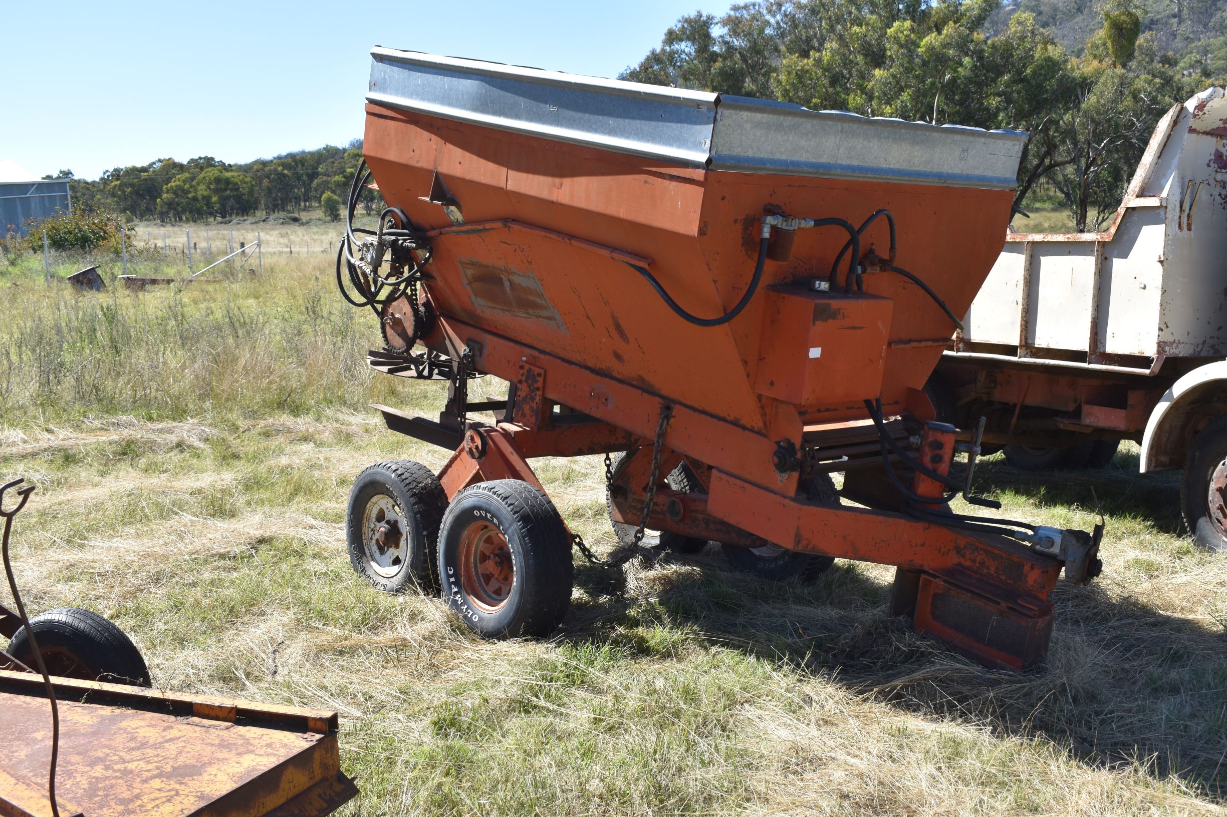 Lot 20 - Trailered Spreader | AuctionsPlus