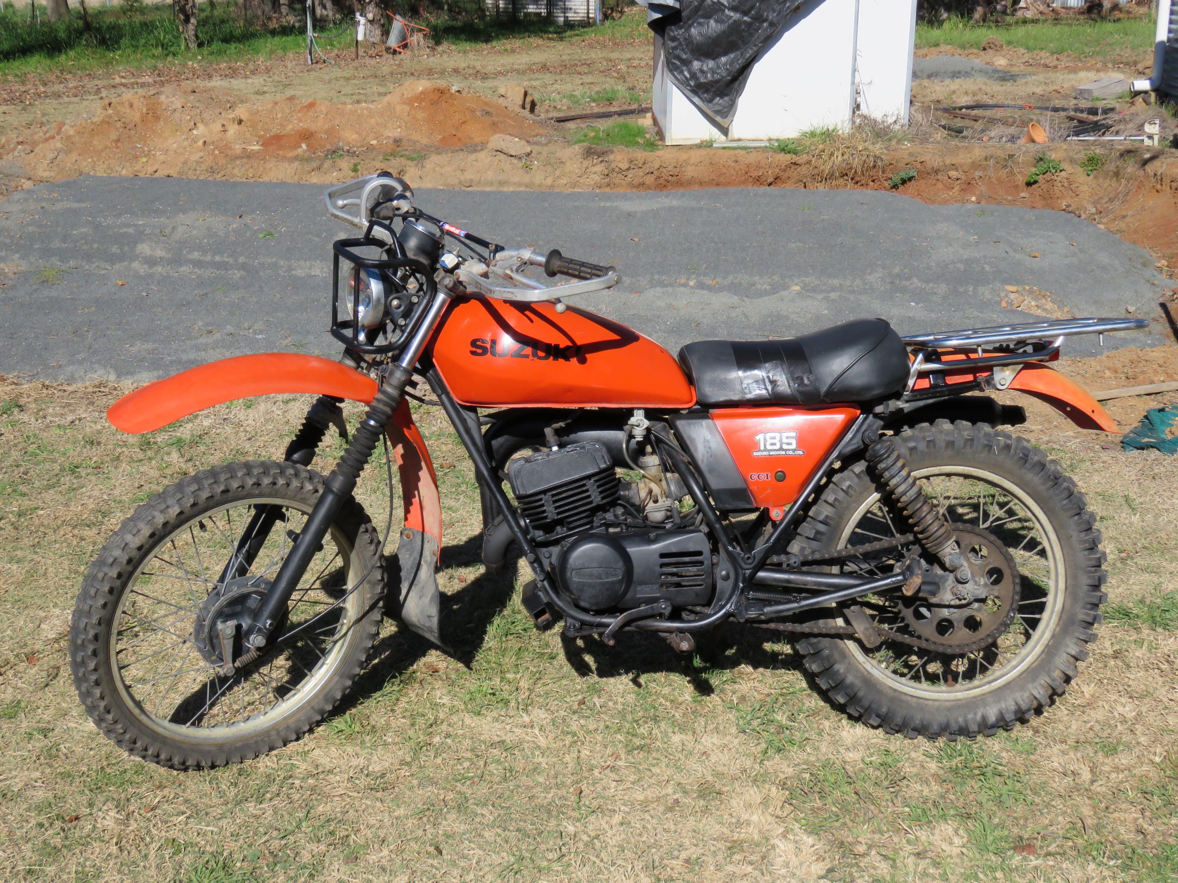 Lot 37 - Suzuki TF 185 | AuctionsPlus