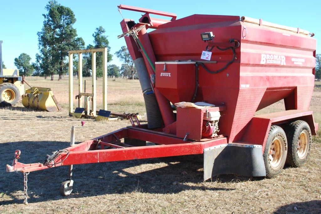 Lot 2 - Bromar Multifeeder | AuctionsPlus