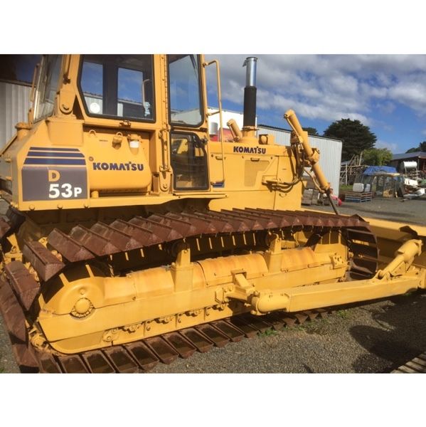 Lot 6 - Komatsu D53P-17 Dozer | AuctionsPlus