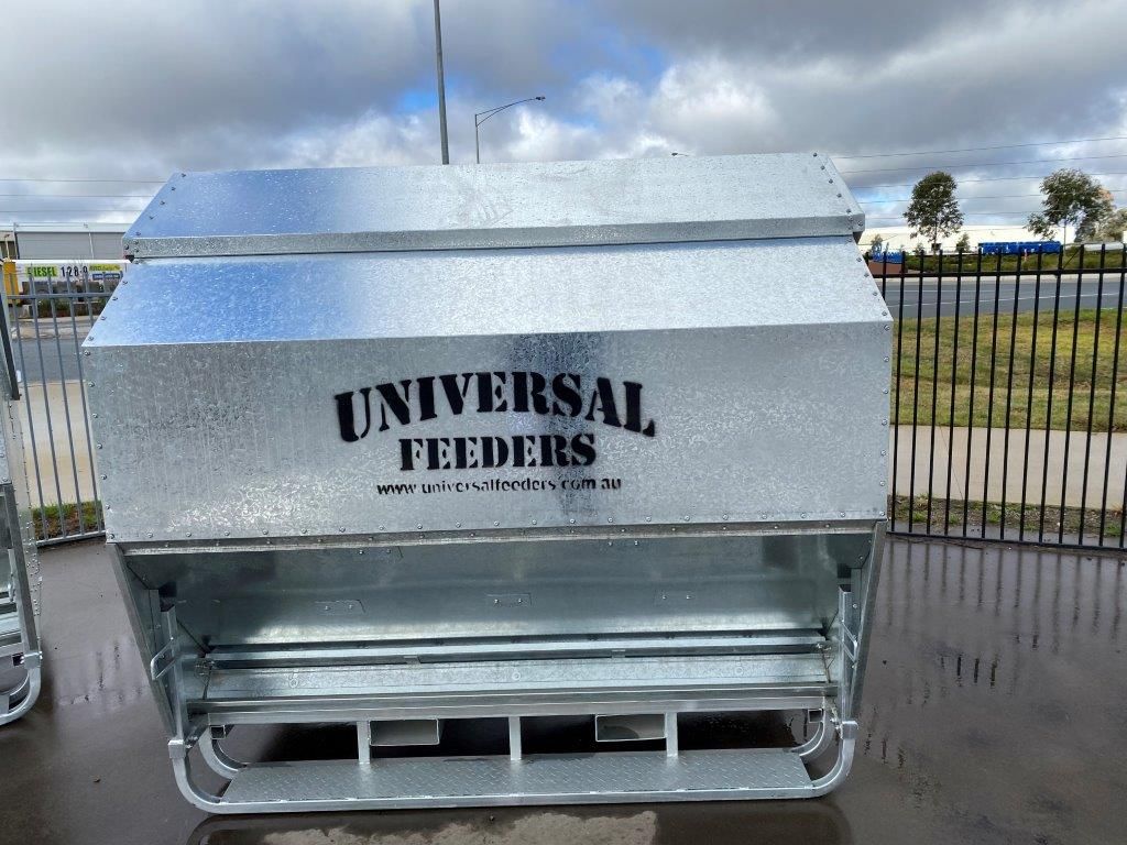 Lot 33 Universal Feeder Auctionsplus