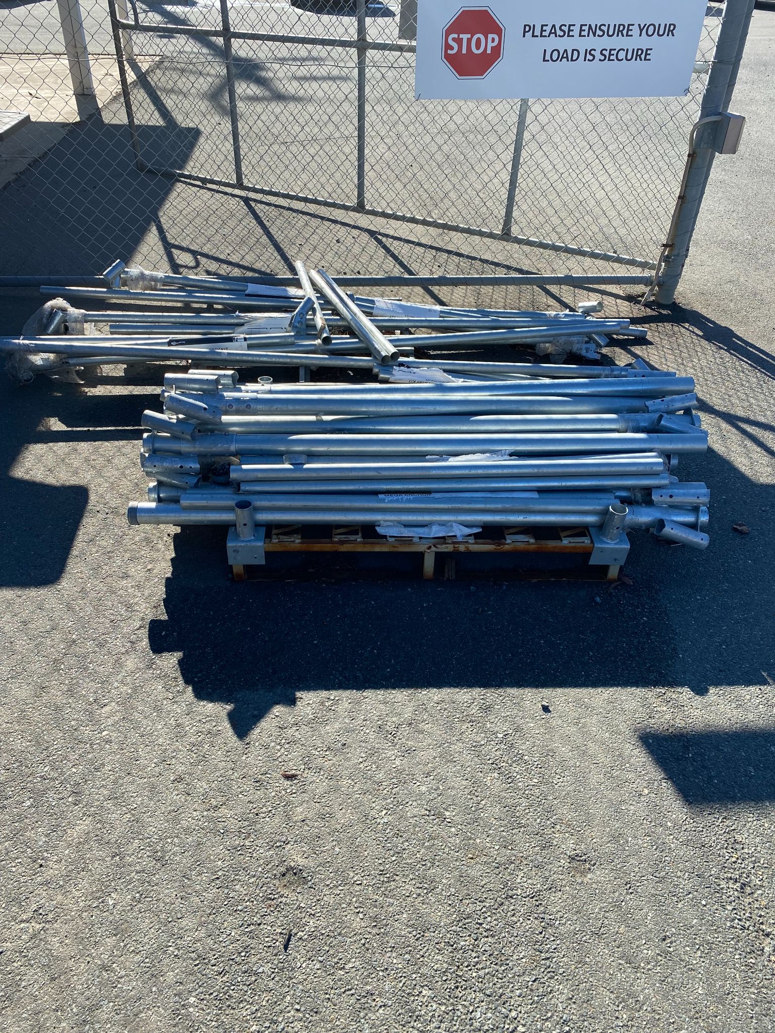 Lot 85 - Gallagher Mega Anchor Gate Kit x 2 | AuctionsPlus