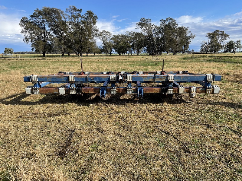 LOT 5 - Agroplow, Deep ripper/soil renovator | AuctionsPlus