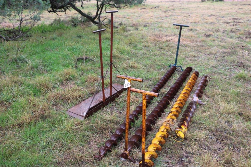 Lot 255 - Grain Sweeps | AuctionsPlus