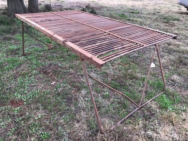 Lot 154 - Wool Table | AuctionsPlus
