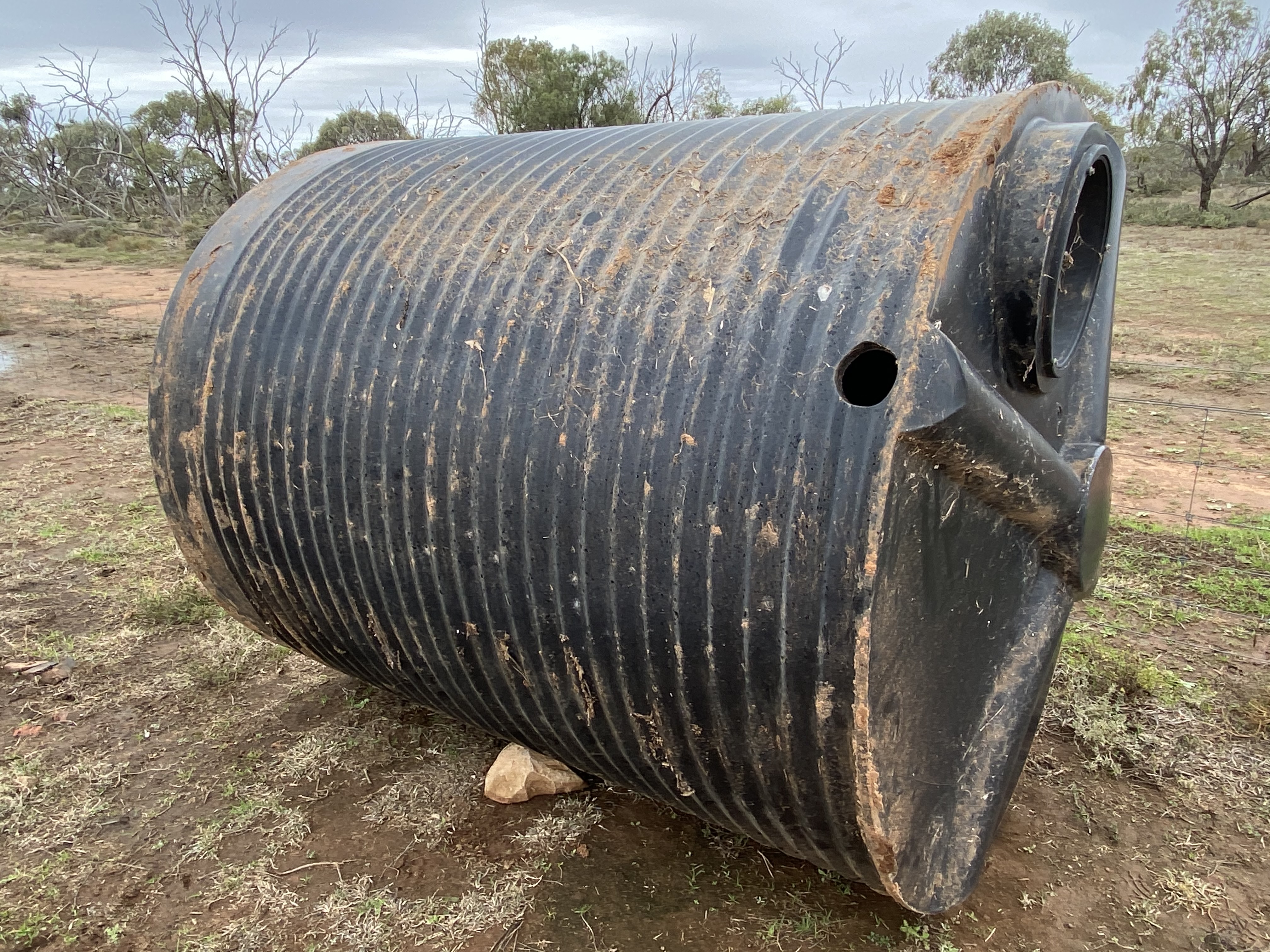Lot 63 - Polymaster 4500L Water Tank | AuctionsPlus