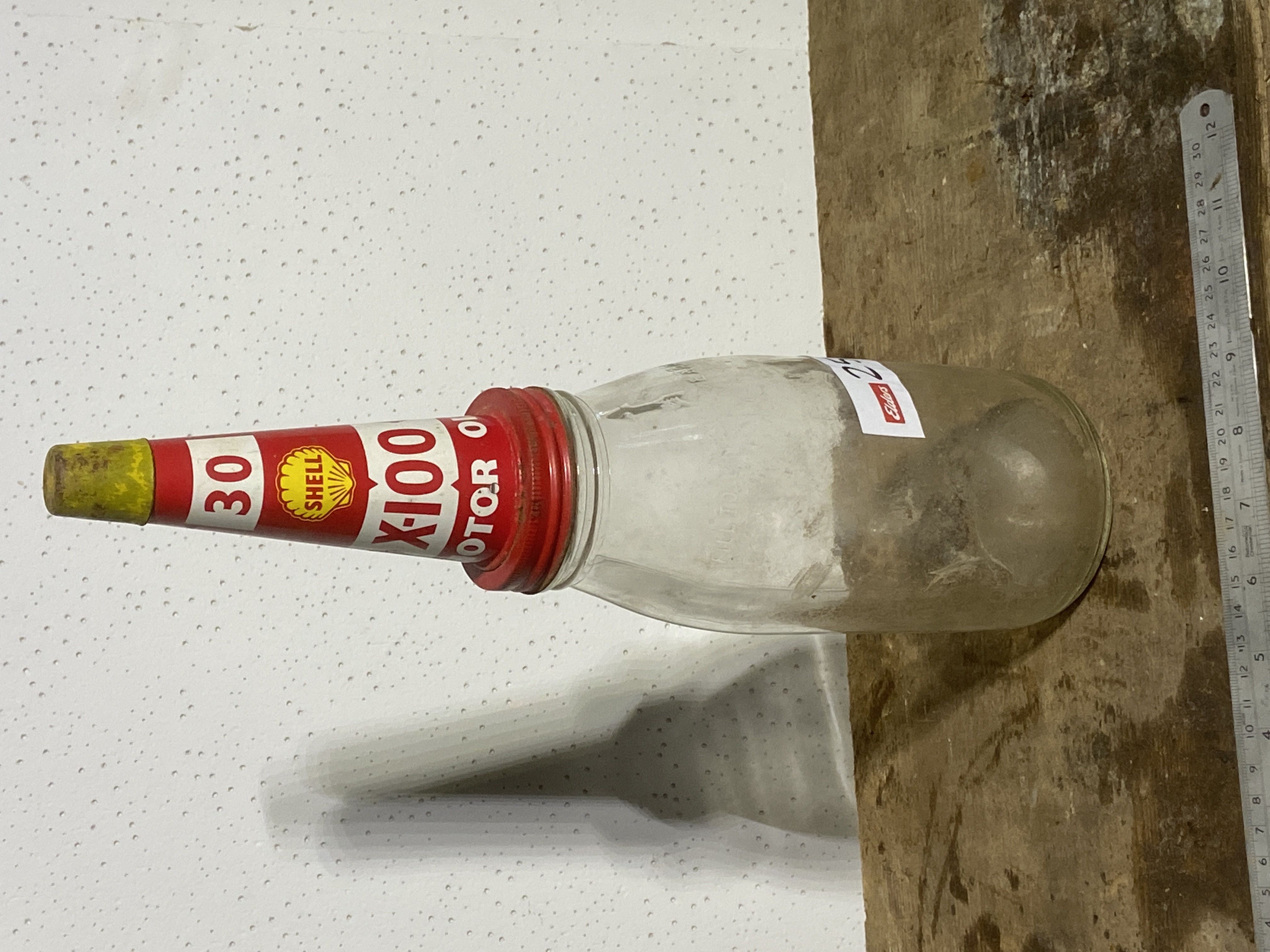 Lot 251 - Shell 1 Quart Oil Bottle | AuctionsPlus