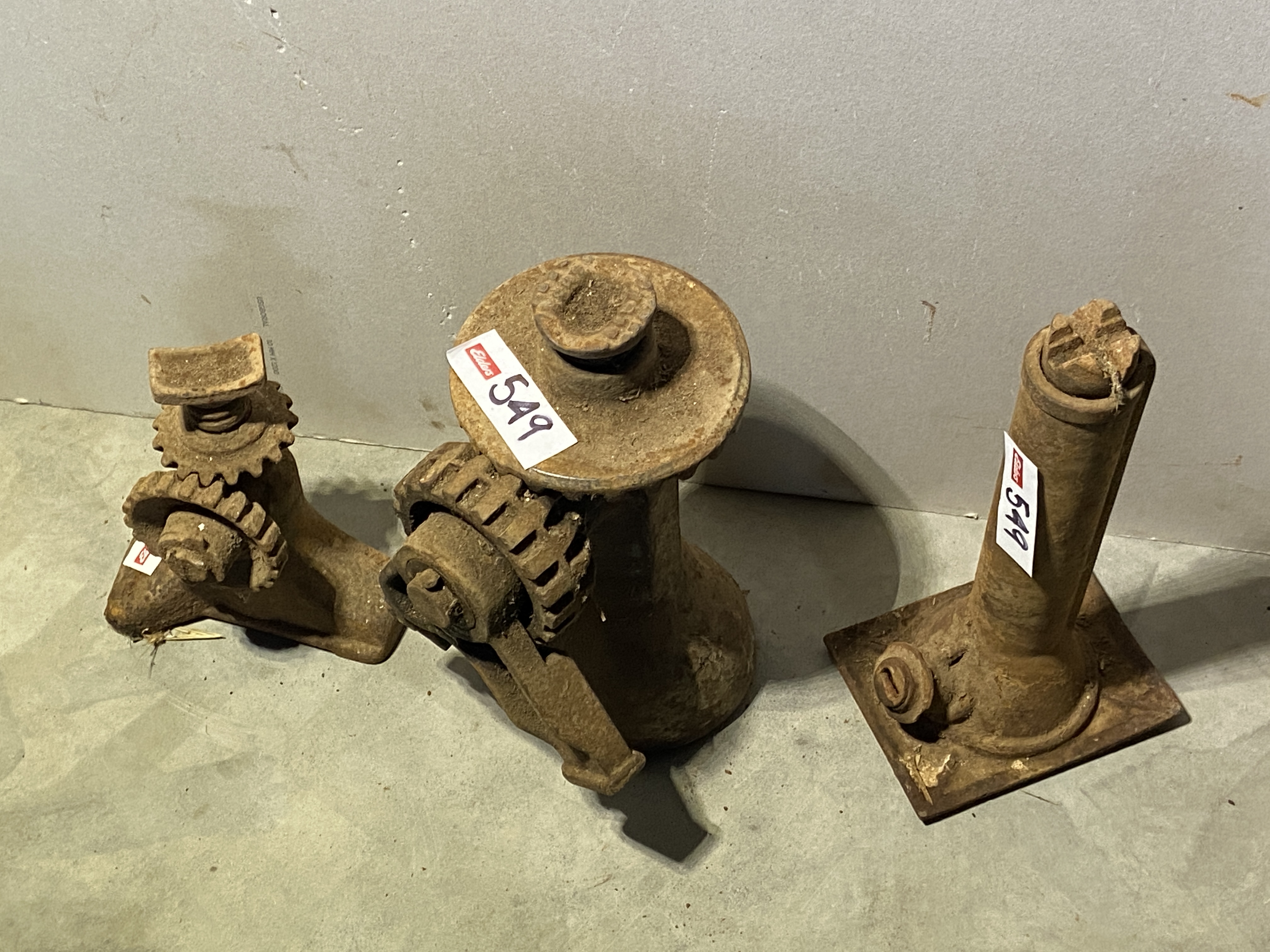 Lot 549 - 3x Antique Jacks | AuctionsPlus