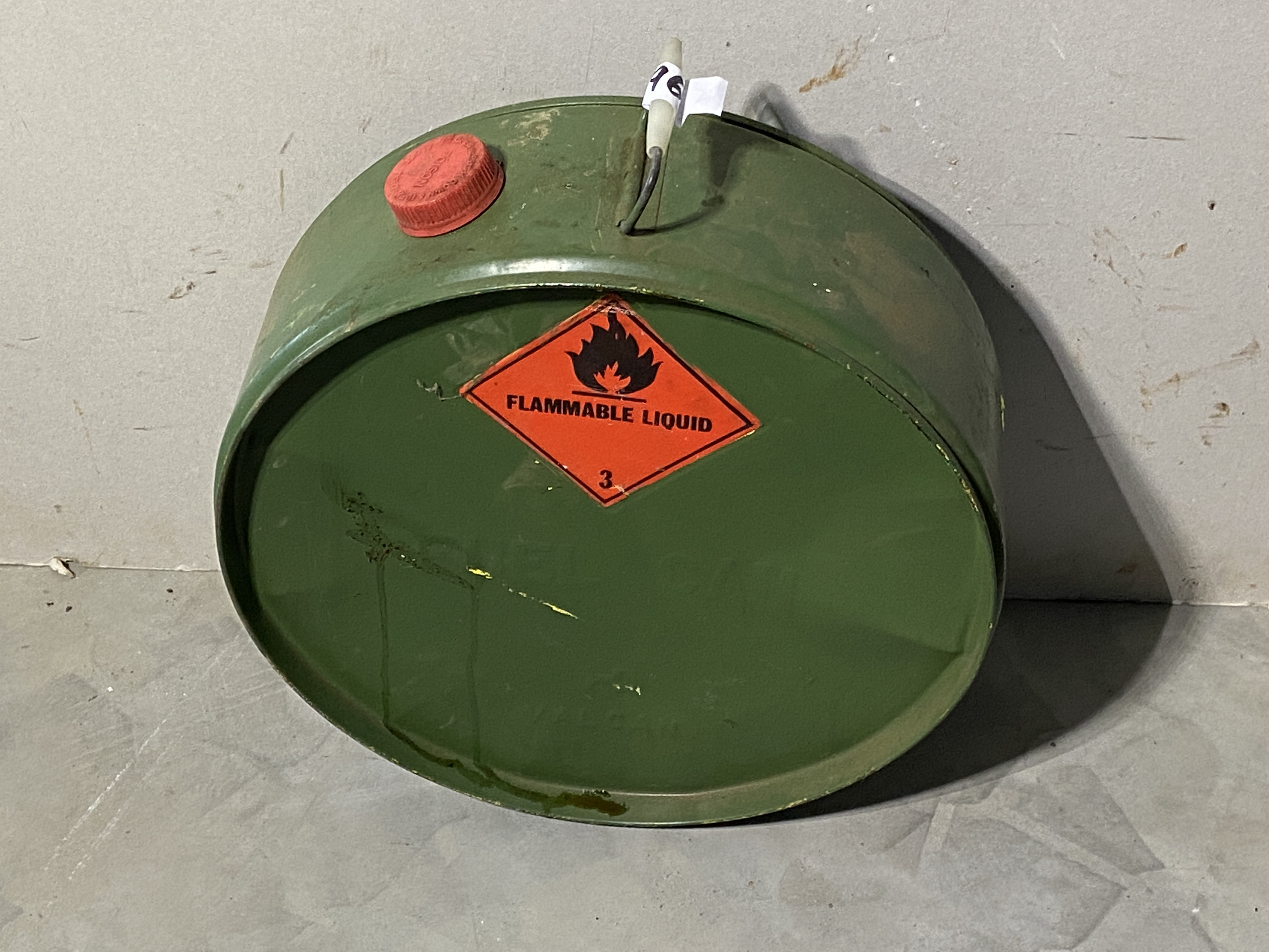 Lot 696 - Round Fuel Container | AuctionsPlus