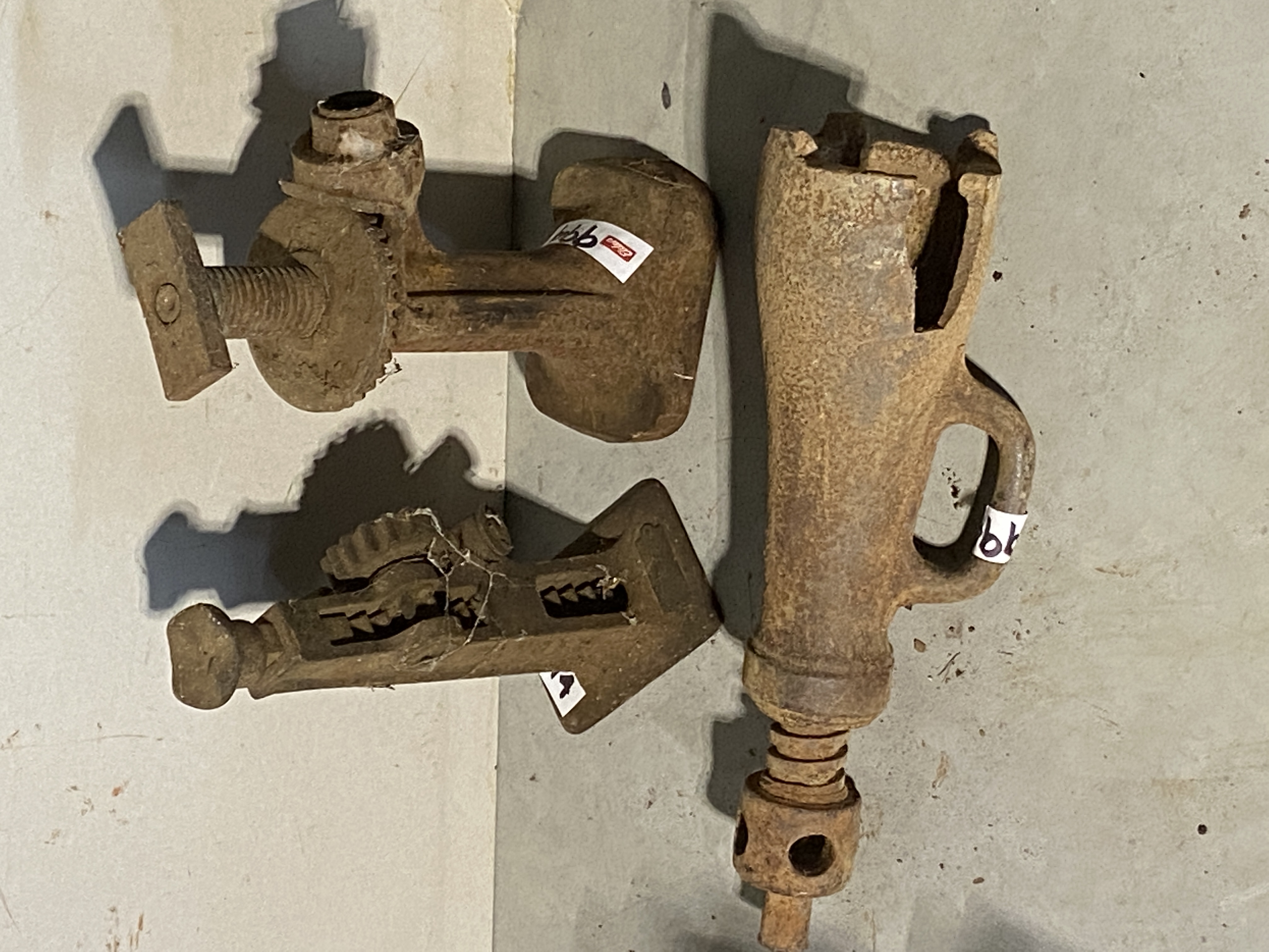 Lot 994 - 3x Antique Jacks, one with broken base | AuctionsPlus