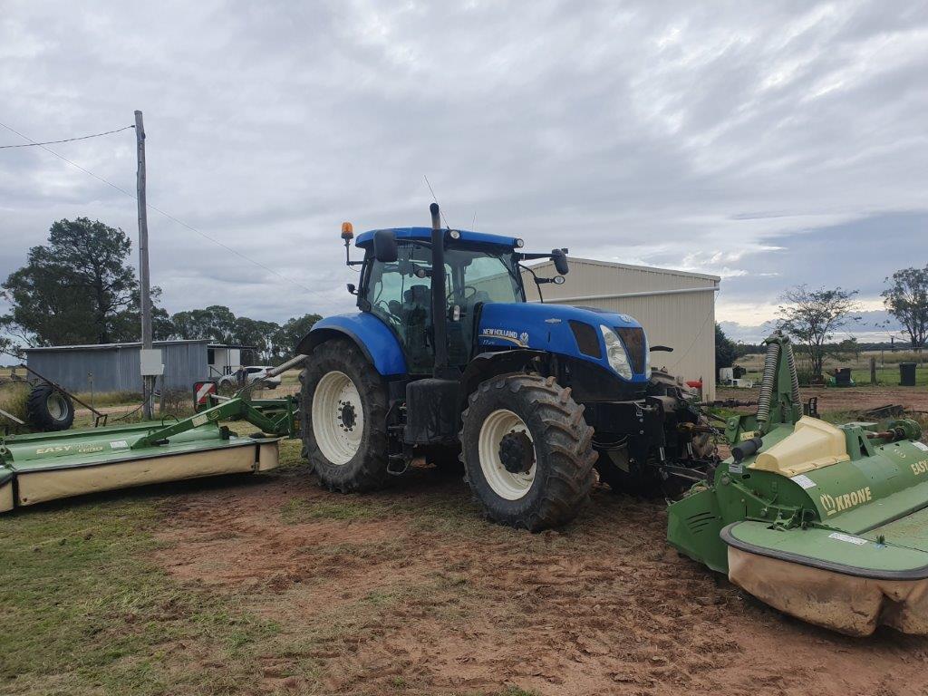 Lot 44 - 2012 New Holland T7 270 tractor | AuctionsPlus
