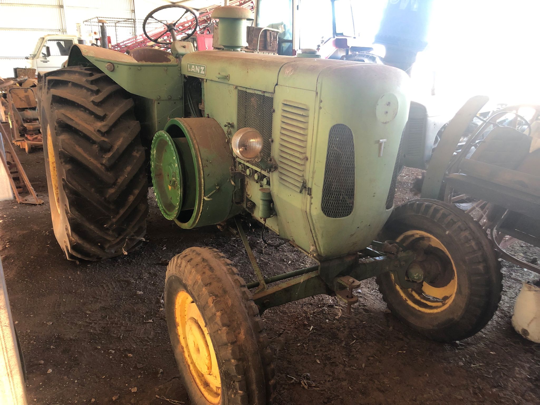 Lot 11 - Model D6006 (Type T) Lanz Bulldog Tractor | AuctionsPlus