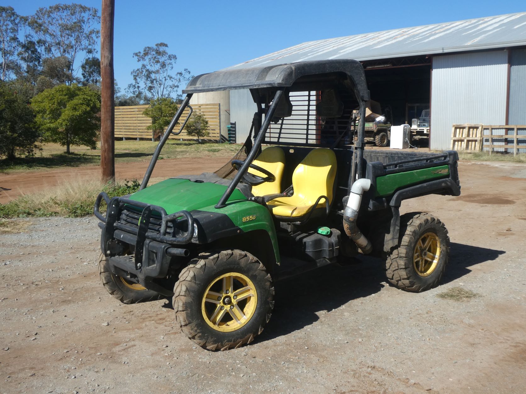 Lot 9 - John Deere 855D Gator | AuctionsPlus