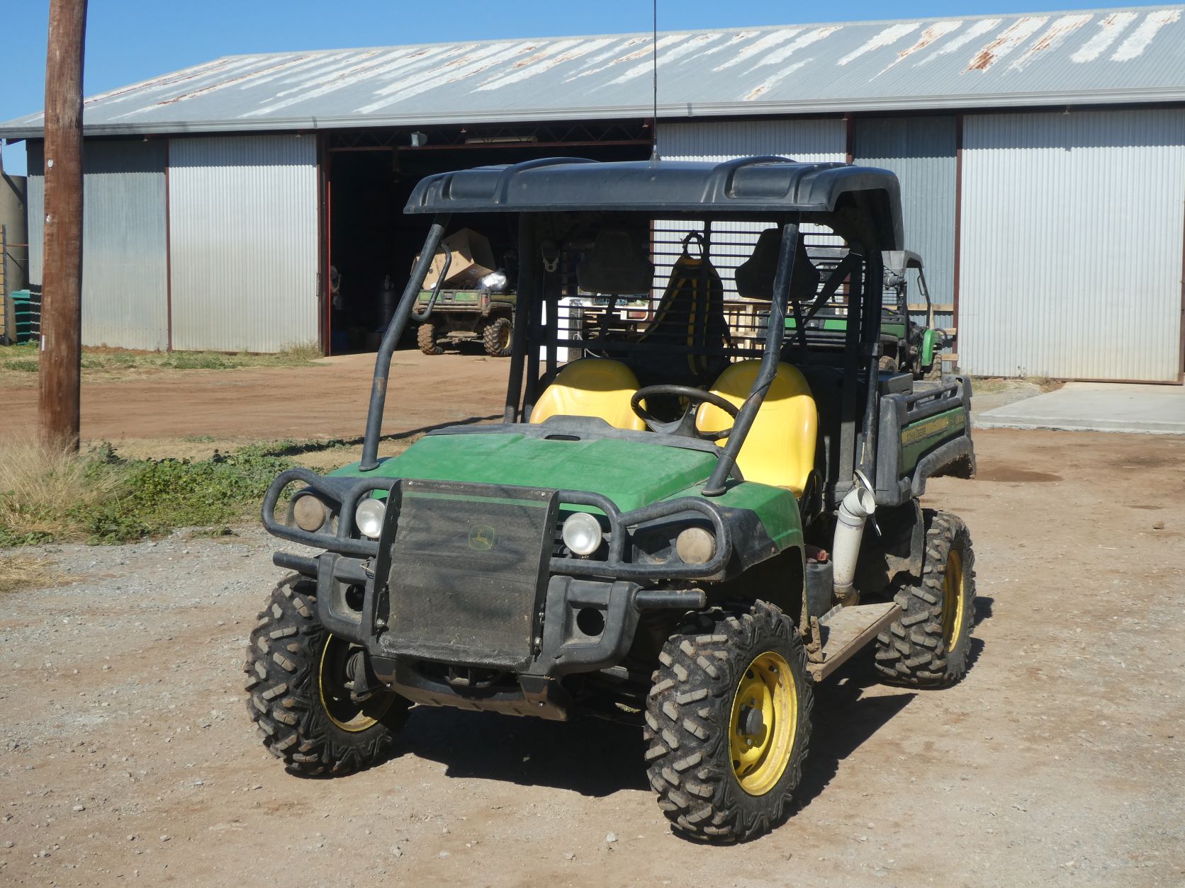 Lot 10 - John Deere 855D Gator | AuctionsPlus