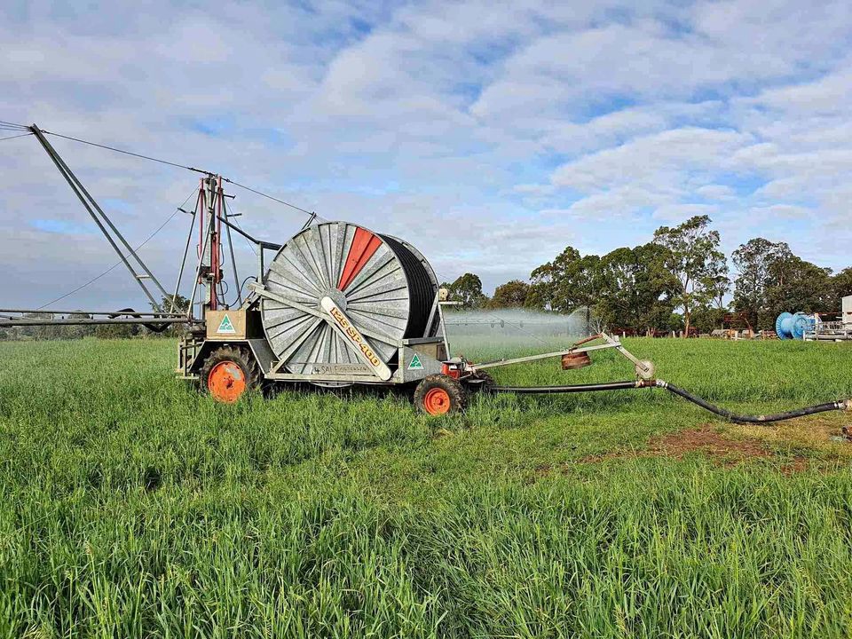 Lot 7 - Self Propelled Low Pressure Boom Irrigator | AuctionsPlus