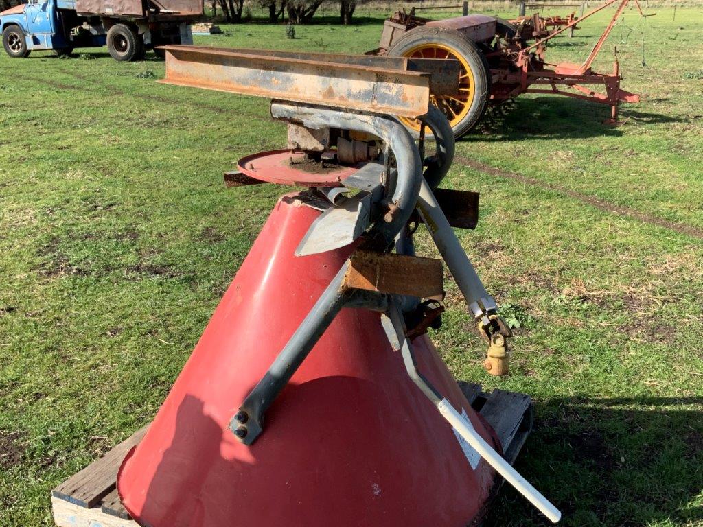 Lot 35 - Sunbeam Super Spreader | AuctionsPlus