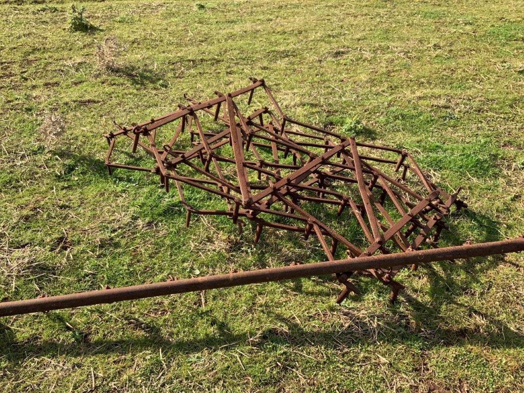 Lot 91 - Cover Harrows | AuctionsPlus