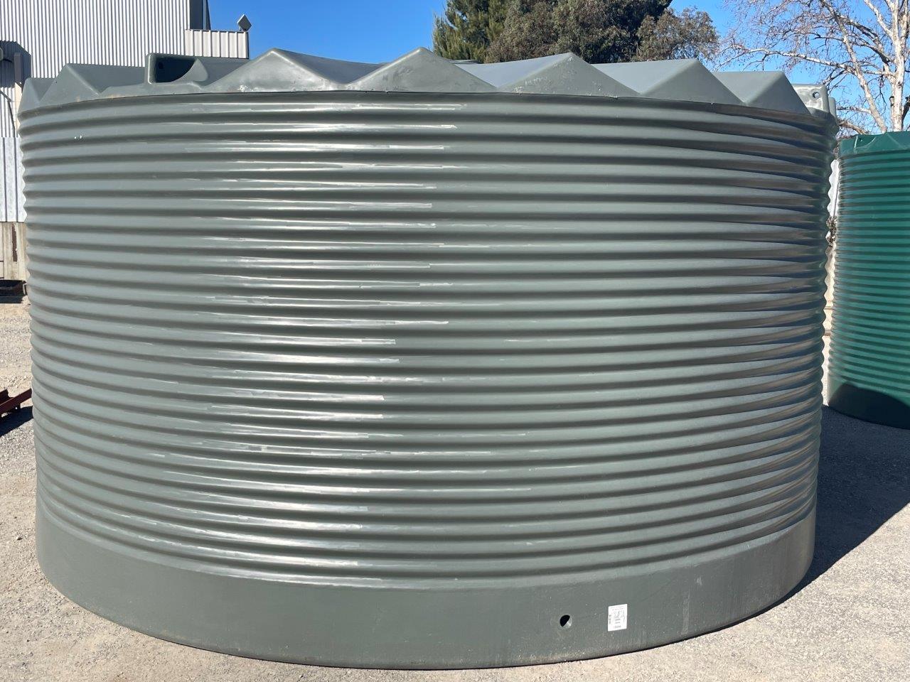 Lot 27 - SLATE GREY 22500L LP RAIN WATER TANK | AuctionsPlus