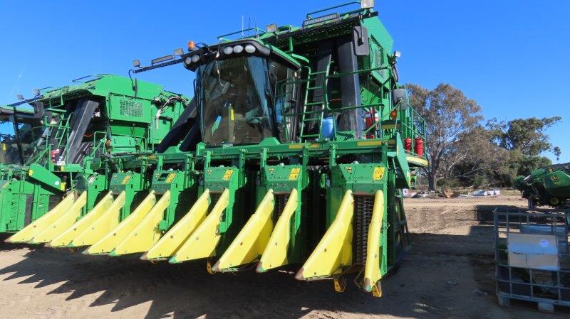 Lot 2 - JD7760 round bale Cotton Picker | AuctionsPlus