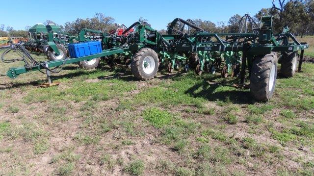 Lot 52 - Excel Stubble Warrior tow behind planter, | AuctionsPlus