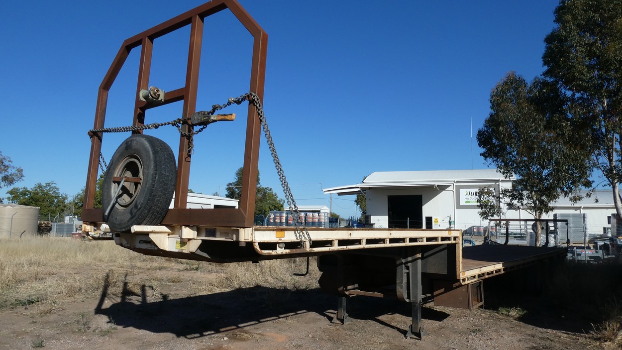 Lot 17 - Drop Deck Trailer | AuctionsPlus