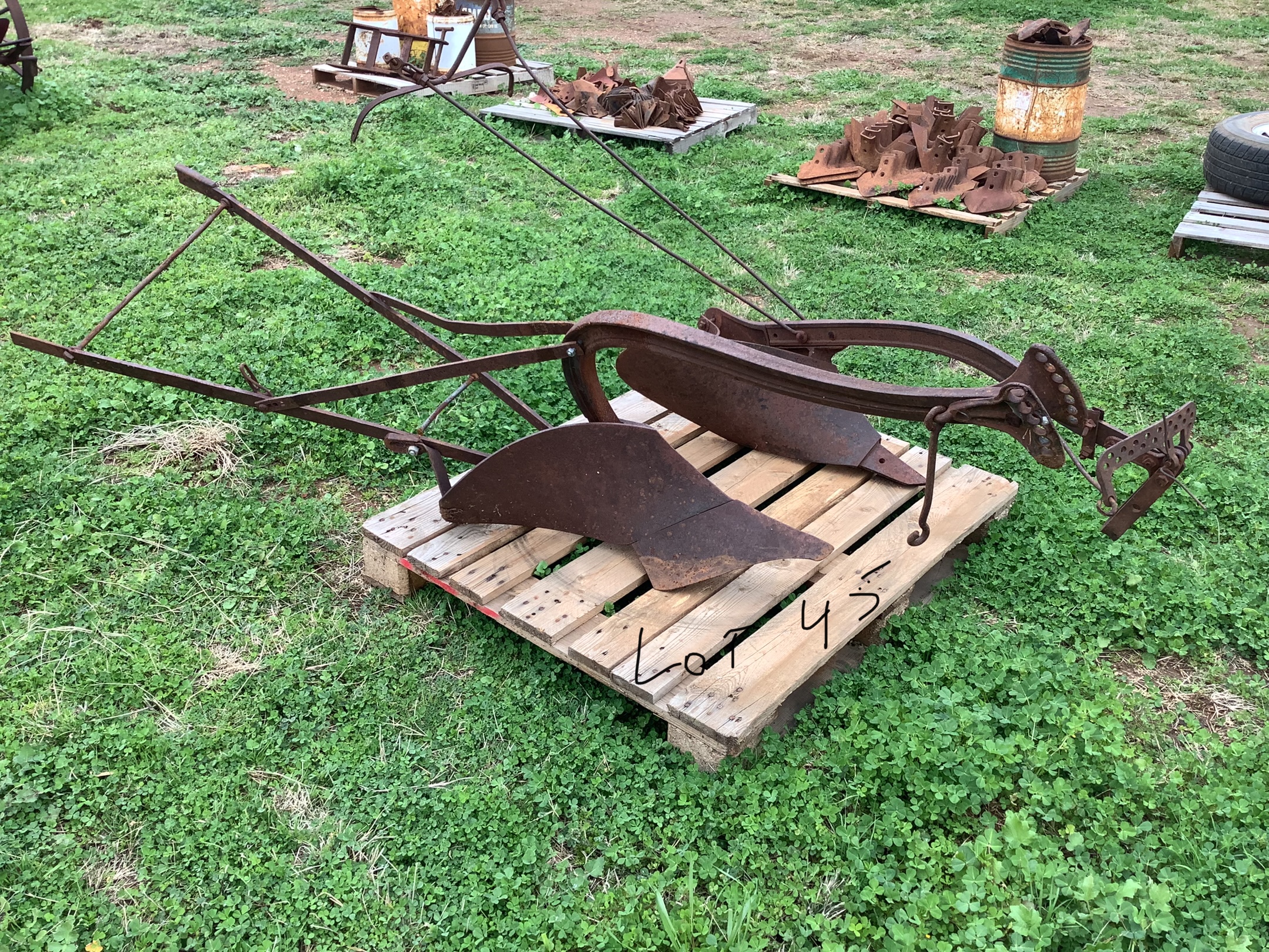 43 - Antique plough | AuctionsPlus